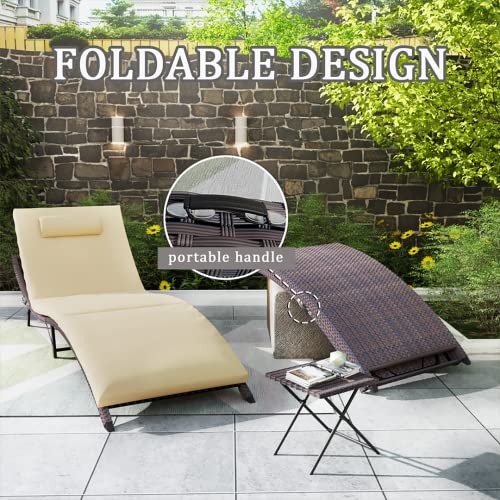 Kullavik Lounge Chairs for Outside,3 Pieces Chaise Lounge Outdoor Folding Pool Lounge Chairs Including Table Rattan Patio Furniture Set,Sand