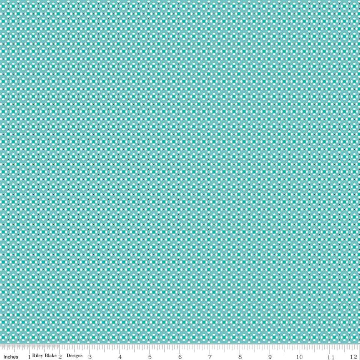Prim Fat Eighth Bundle (40 Pieces) by Lori Holt for Riley Blake 9 x 21 inches (22.86 cm x 53.34 cm) Fabric cuts DIY Quilt Fabric