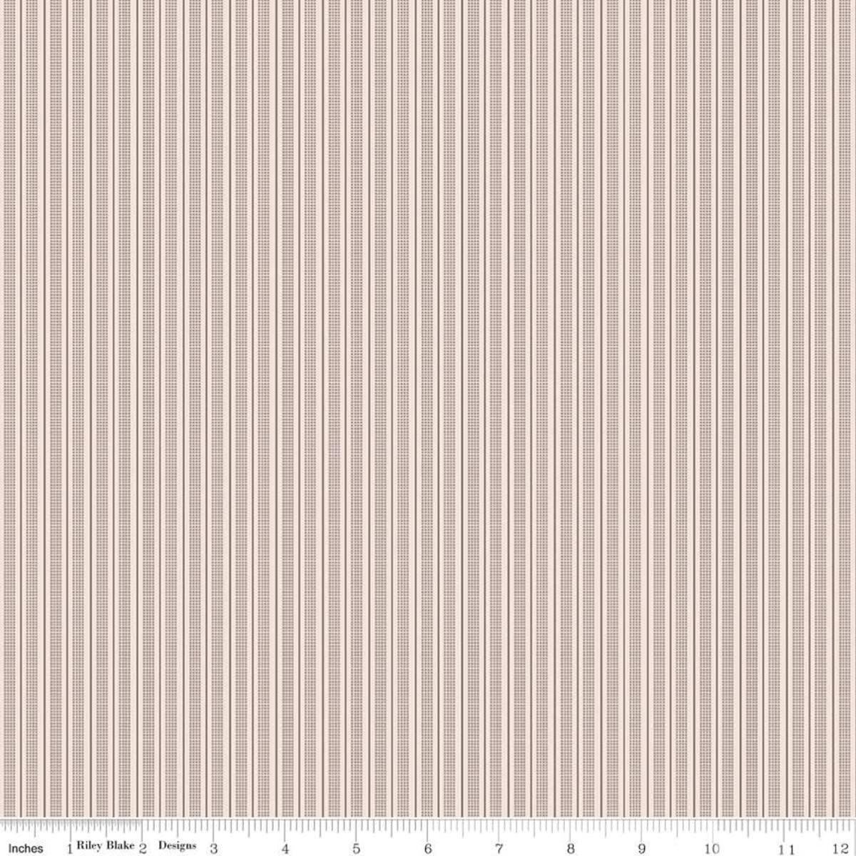 Prim Fat Eighth Bundle (40 Pieces) by Lori Holt for Riley Blake 9 x 21 inches (22.86 cm x 53.34 cm) Fabric cuts DIY Quilt Fabric
