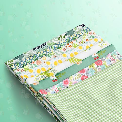 8PCS Cotton Quilting Fabric Bundles 100% Cotton Fat Quarters 20βx20β-Medium Weight- for DIY Crafts,Quilting, Sewing Project, Patchwork (Green)