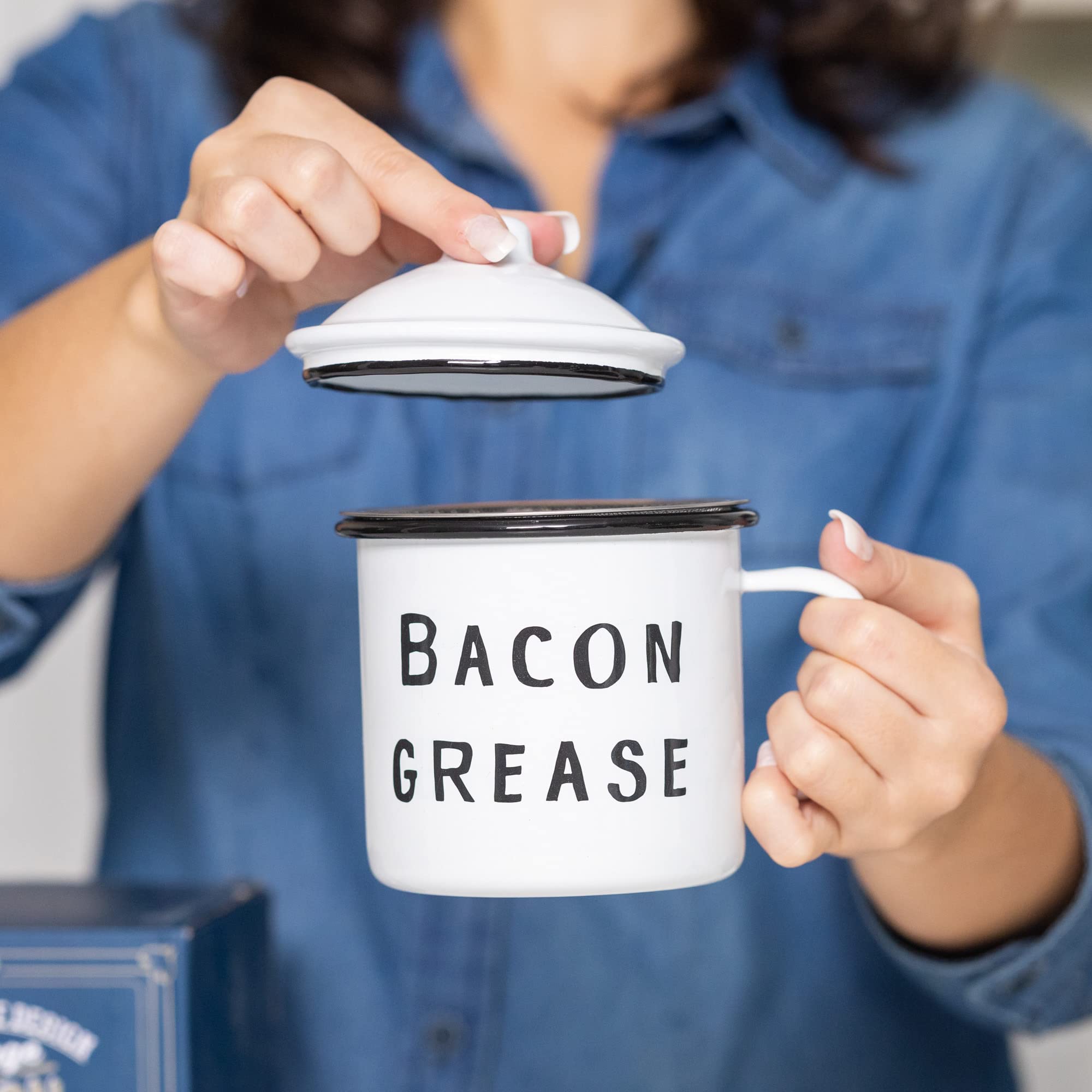 Bacon Grease Container with strainer - rustic mid-century modern farmhouse design, white enamel on metal, 4 inch x 4 inch vintage enamelware with lid (Black)