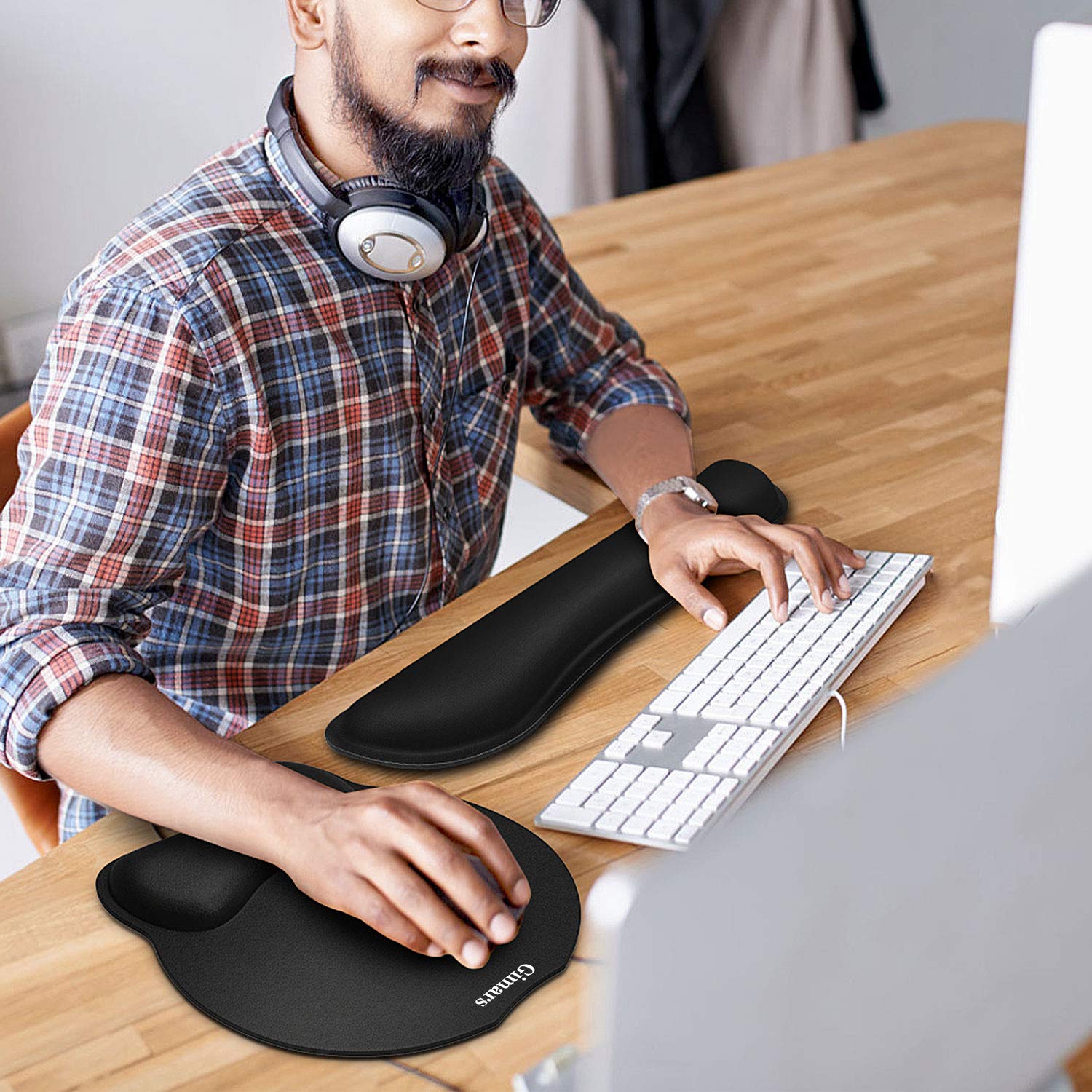 Gimars Ergonomic Mouse Pad Wrist Support, Upgrade Enlarge Superfine Fibre Soft Smooth Keyboard Wrist Rest, Comfortable Memory Foam Wrist Rest for Computer, Laptop, Mac, Gaming, Office and Pain Relief