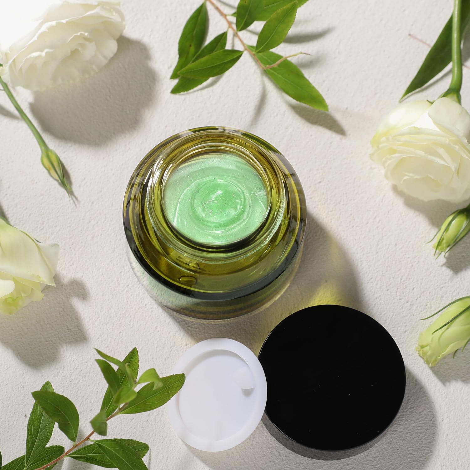 Glass Cosmetic Jars with Lids, 3 Pack Small Glass Jars, 30 ml Empty Makeup Containers for Sample, Cream, Lotion (1 oz, Green)