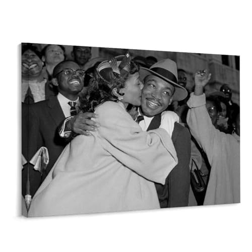 Vintage Black And White Portrait Art Poster of American Author Martin Luther King Jr. And Coretta Sc Canvas Poster Bedroom Decor Office Room Decor Gift Frame-style 20x16inch(50x40cm)