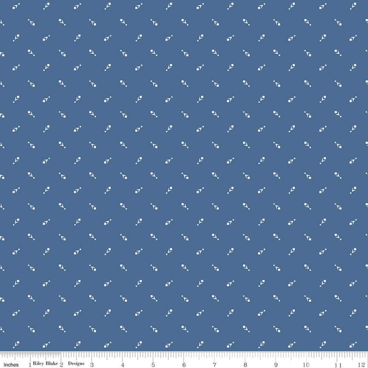 Prairie Fat Eighth Bundle (46 Pieces) by Lori Holt for Riley Blake 9 x 21 inches (22.86 cm x 53.34 cm) Fabric cuts DIY Quilt Fabric
