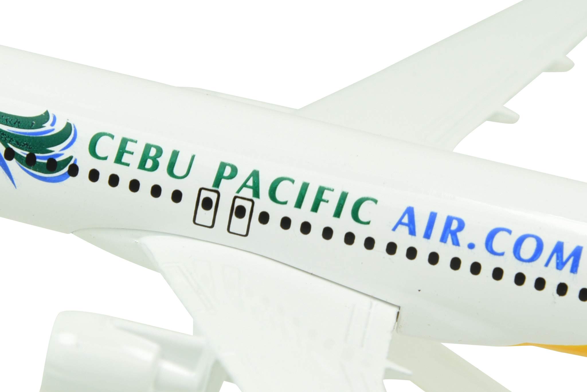 TANG DYNASTY(TM) 1:400 16cm Air Bus A320 Cebu Pacific Airline Metal Airplane Model Plane Toy Plane Model