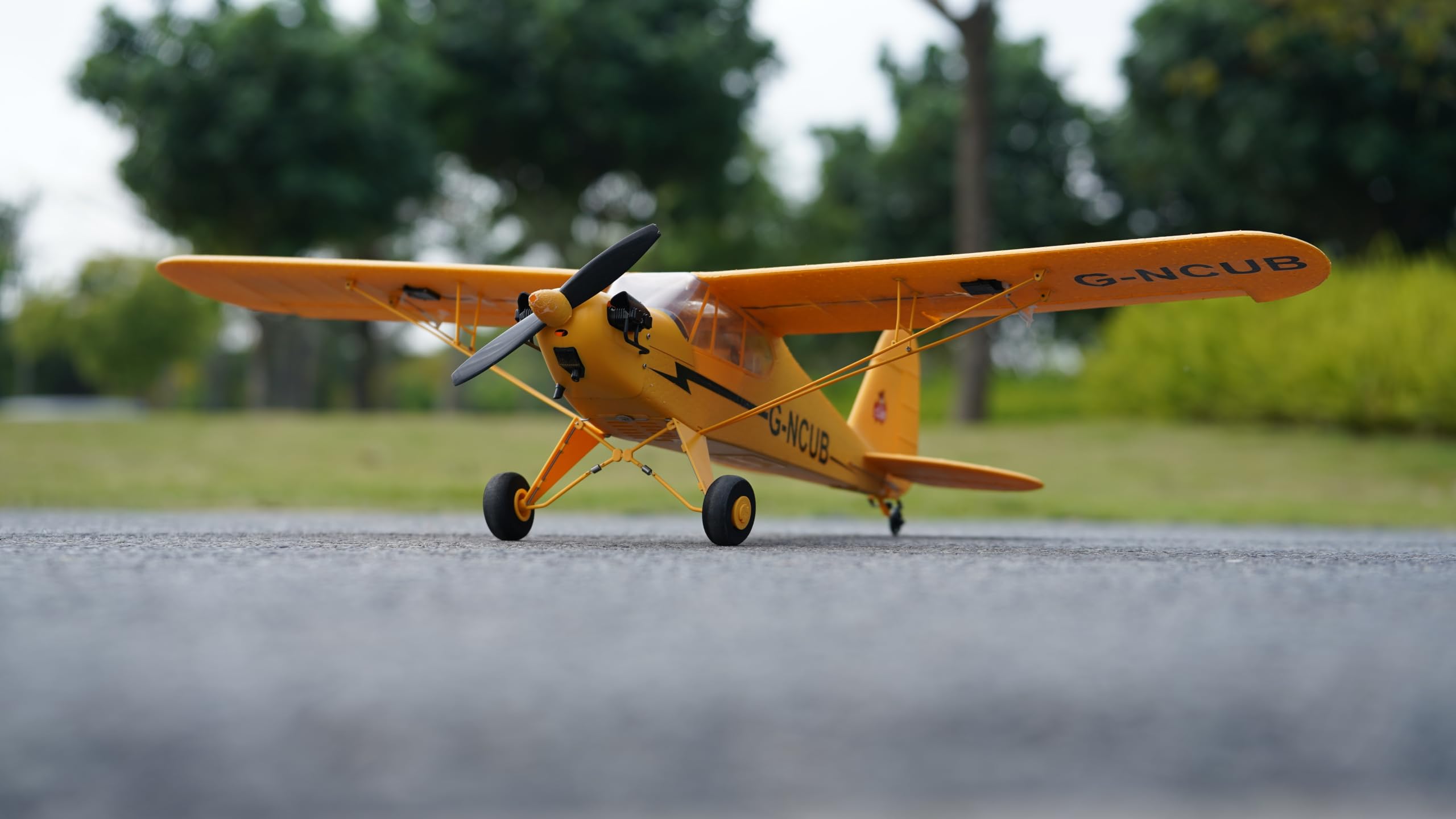 Ssccgym XK A160 RTF Large 25.6-Inch Brushless RC Plane 2.4GHZ 6-AXIS Gyro Remote Control Airplane J3 5CH EPP Foam World War II Aircraft Model Smart-Fly with Double-Batteries