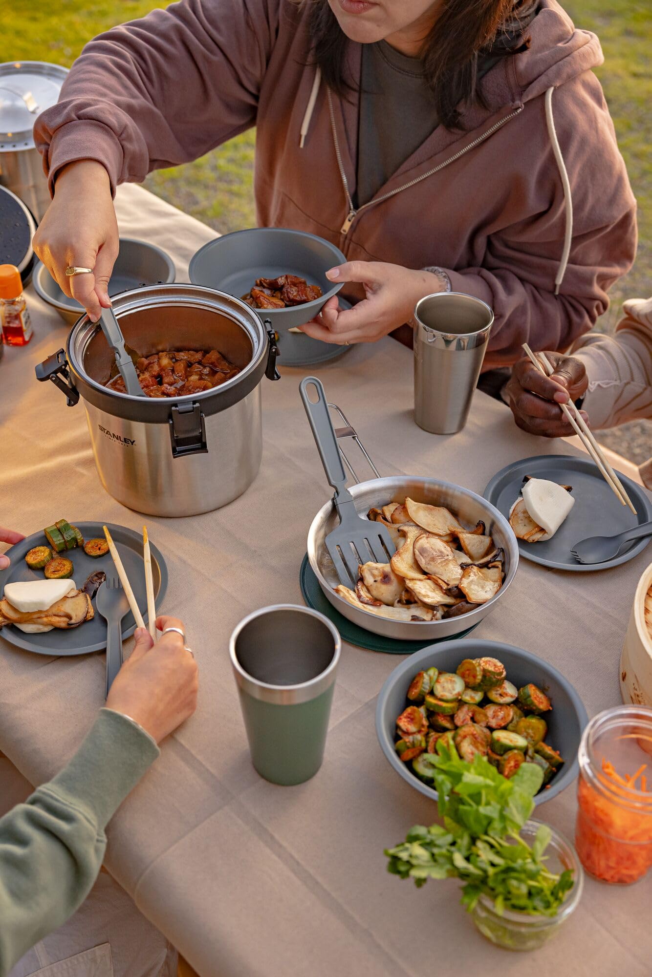 Stanley Adventure Stay Hot 3qt Camp Crock Pot - Vacuum Insulated Stainless Steel Food Container - Keeps Food Hot for 12 Hrs & Cold for 16 Hrs