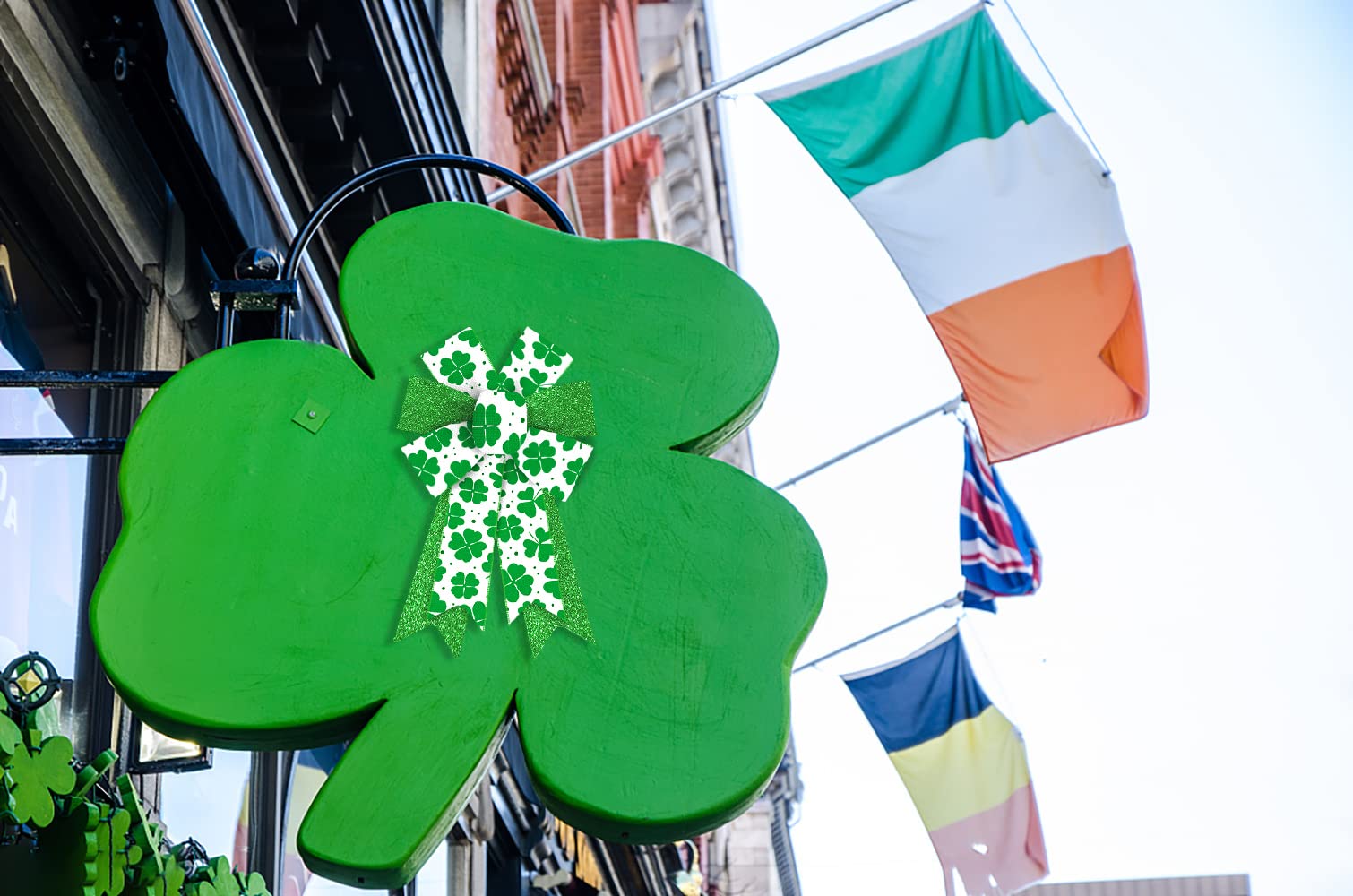 ALIBBON 2Pcs St. Patrick's Day Bows for Wreaths, St Patrick's Wreath Bows, Glitter Green Bows for Crafts, Irish St. Patrick's Day Decor, Green Shamrock Bows for Parades Party Supplies Decorations