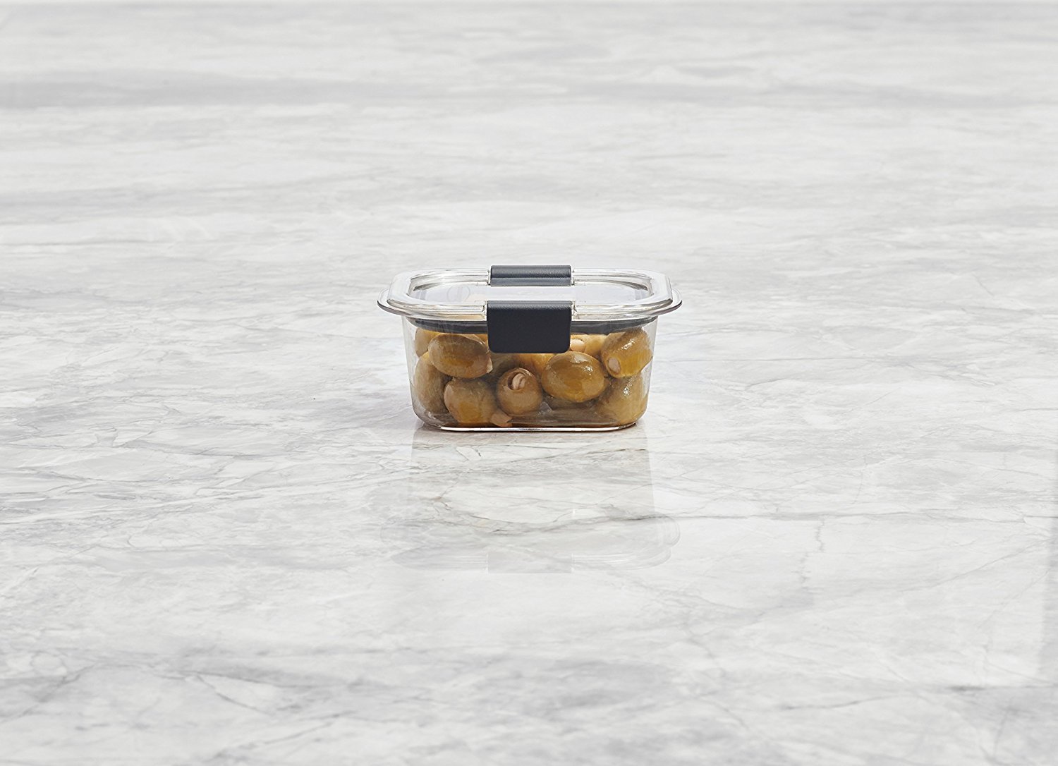 Rubbermaid Brilliance Food Storage Container, 100% Leak-Proof, Small, 1.3 Cup