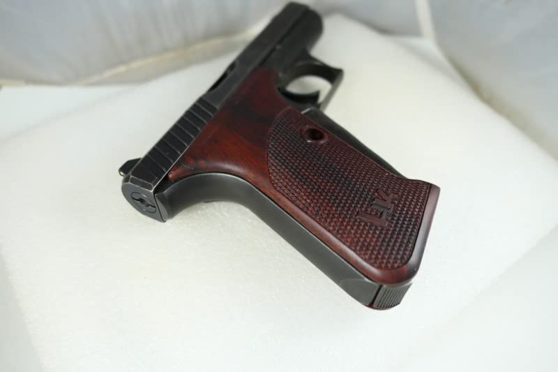 Handgun Grip for a Heckler & Koch (H&K) P7, P7M8 handgun