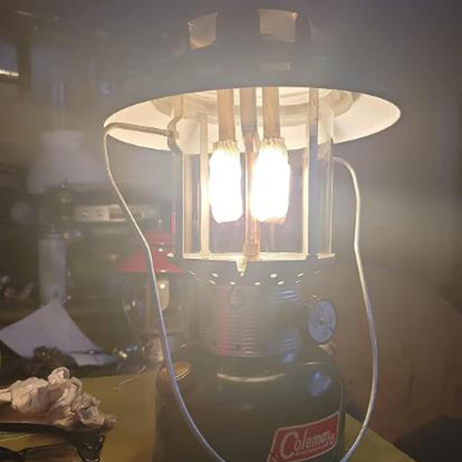Meuey Lyot Gas Lamp Mantles 3 Layers Gas Lamp Mantles Propane Lantern Mantles and 2 Mounting Clips Gas Lamp Mantles Accordion-Shaped Mantles Lanterns-4PCS