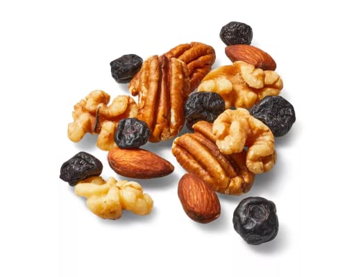 Good & Gather Blueberry Nut Trail Mix 12 Ouces. Raw Almonds, Dried Sweetened Blueberries, Raw Walnuts and Pecans.