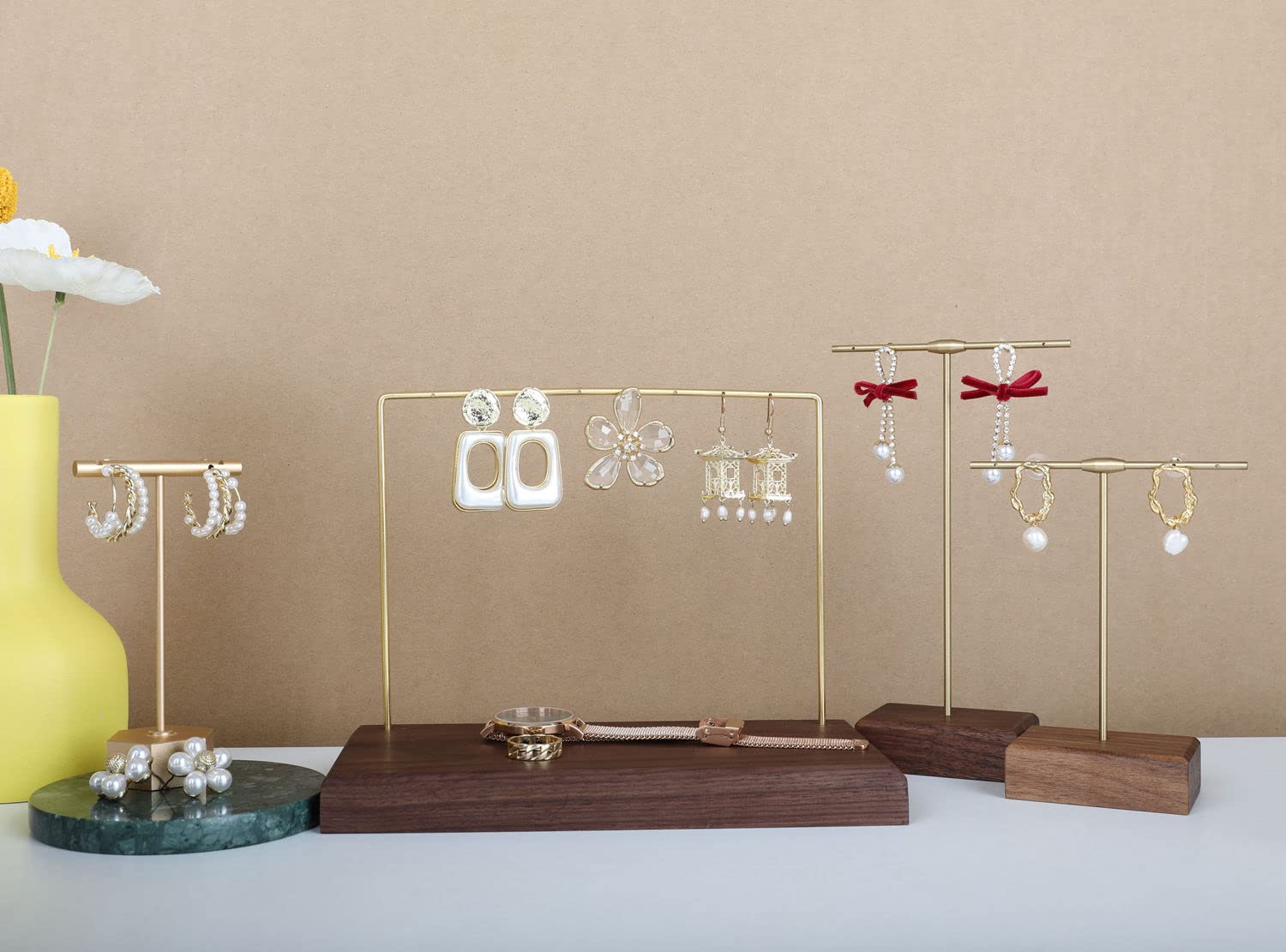 GemeShou Walnut Brass Jewelry Storage Display, Wooden earring organizer for dangle hoop hook, Earring display stands for boutique Closet show【Walnut U Shelf Height 5.91"-Big】