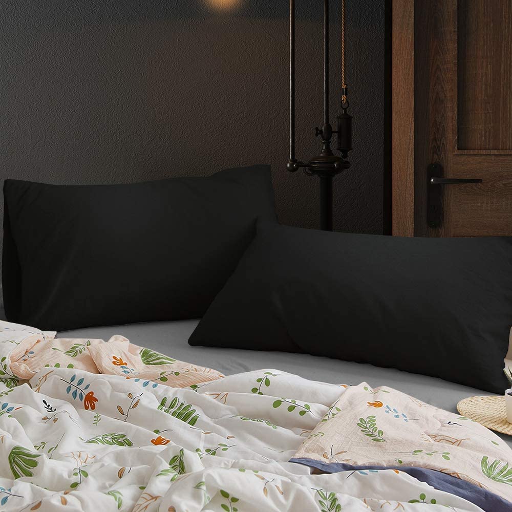 BEDSUM Microfiber Standard Pillowcases Set of 2, Soft Wrinkle Resistant and Easy Care Pillow Cases with Envelope Closure for Kids, 20x26 inches, Black