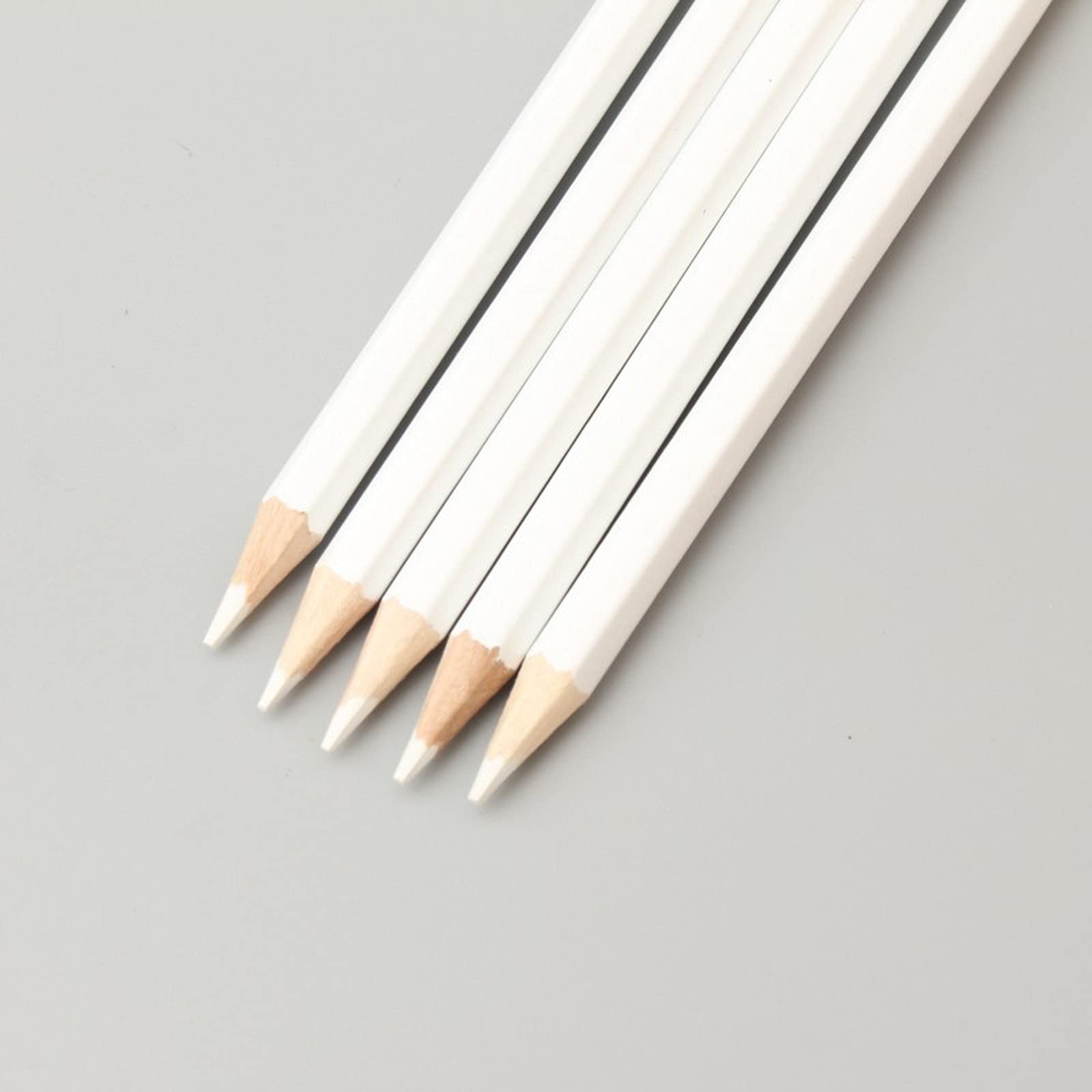 12 PCS Sewing Marking Pencils Water Soluble Tailor's Chalk for Fabric Clothing Cutting Wood-cased Pencil(White)