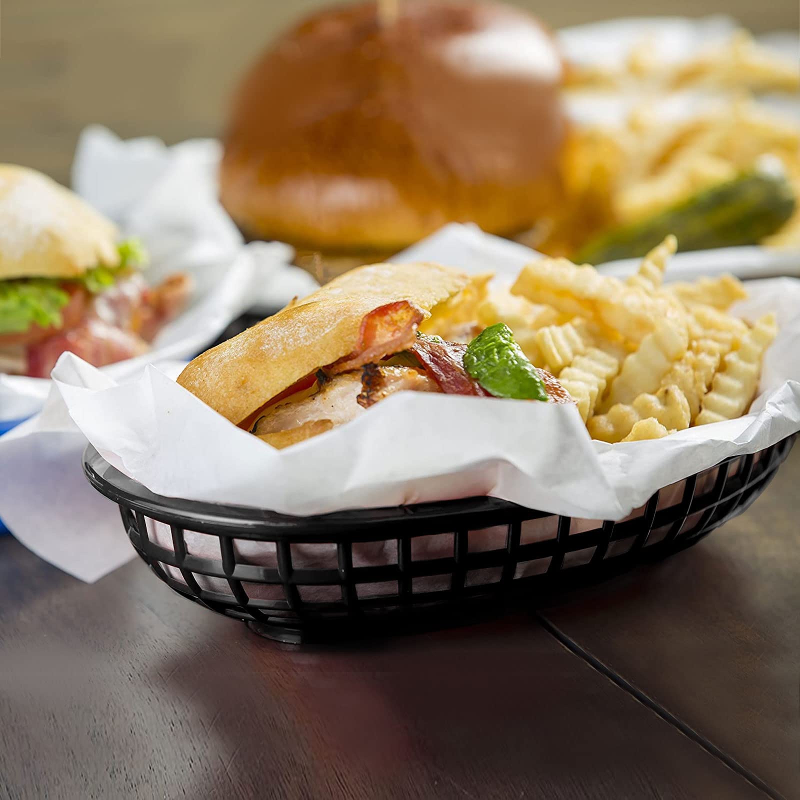 JAPCHET 60 Pack 9.4 x 6.1 Inch Black Fast Food Baskets, Oval Plastic Fast Food Serving Basket, Restaurant Serving Baskets for Burgers, Deli, Sandwiches, Fries, Easy Clean