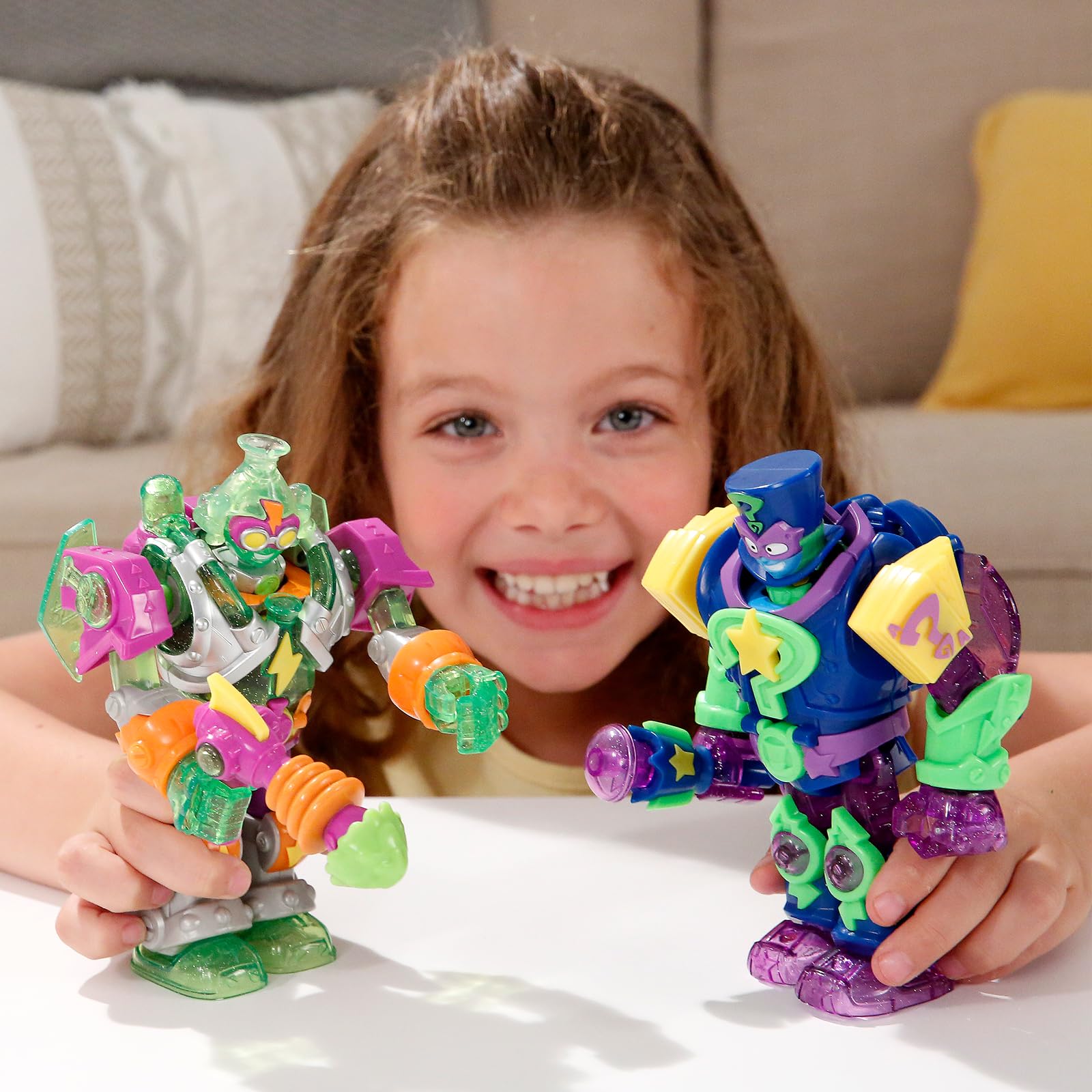 SUPERTHINGS - Mega-K Superbot, Articulated Villain Robot with Combat Accessories, 1 Exclusive Kazoom Kid, Multicoloured, One Size