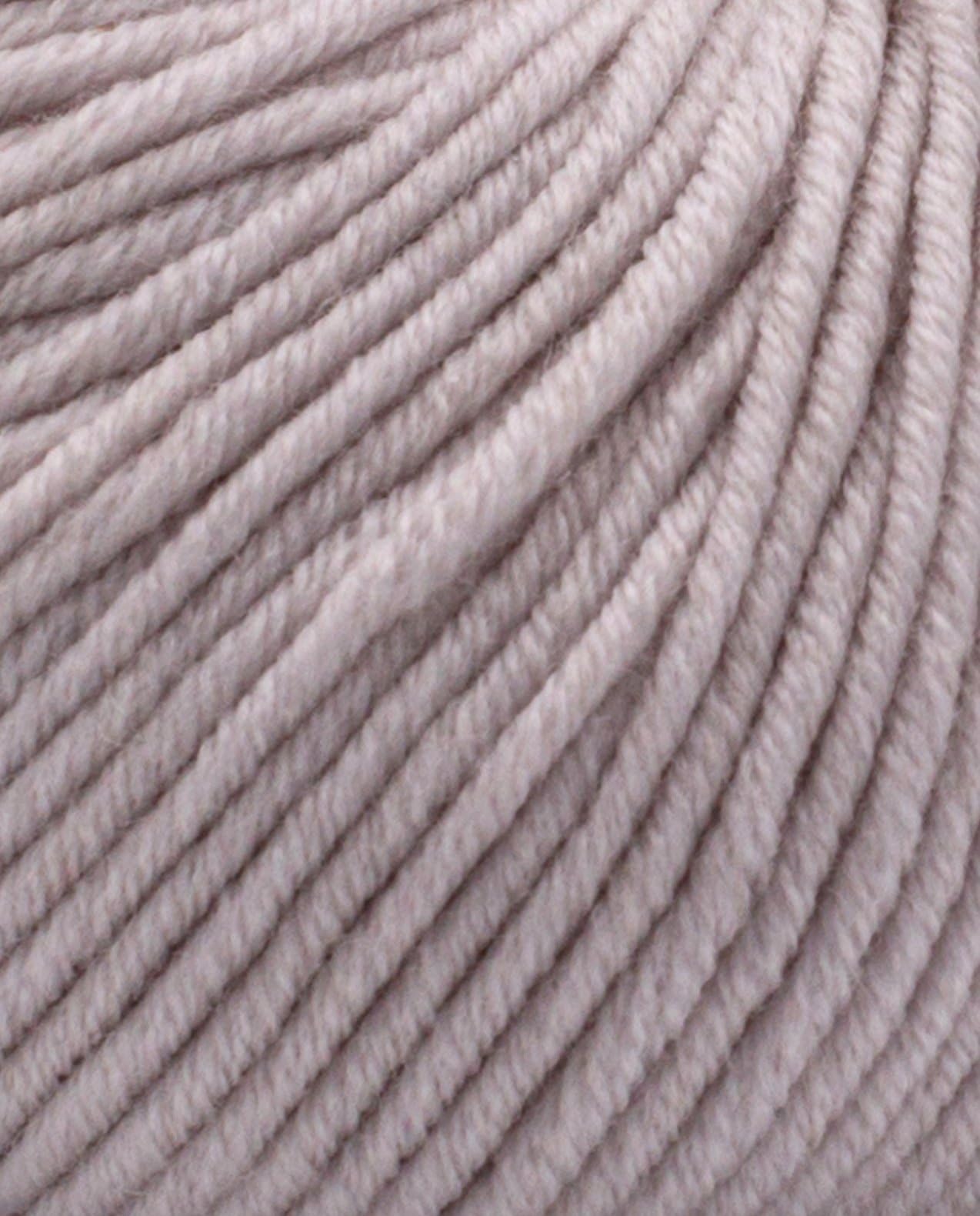 Superwash Pure Merino Wool Knitting Yarn, Worsted Weight Phildar Merinos 6 (CHANVRE)