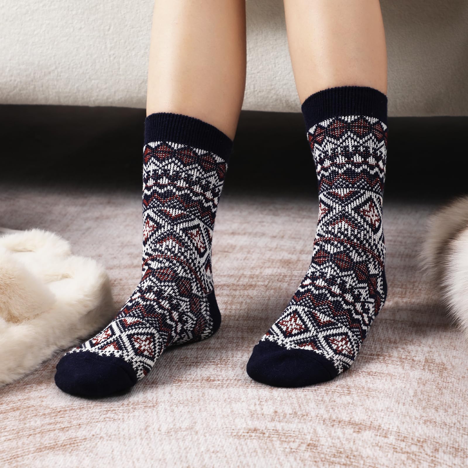 Trifabricy 5 Pairs Comfortable and Warm Wool Socks - Thick Knit Cabin Socks for Women and Men, Cozy Winter Gifts