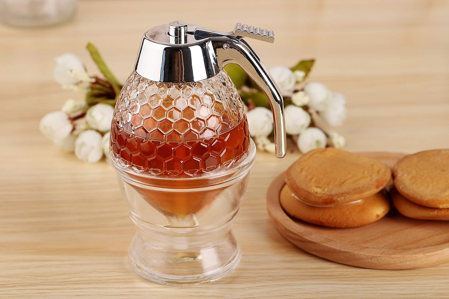 Hunnibi Honey Dispenser PLUS - No Drip Glass with STAINLESS STEEL TOP - Syrup Dispenser Glass - Beautiful Honey Pot - Honey Jar with Stand