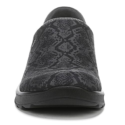 BZees Womens Getaway Slip-On Sneaker Grey Snake Print 6.5 M