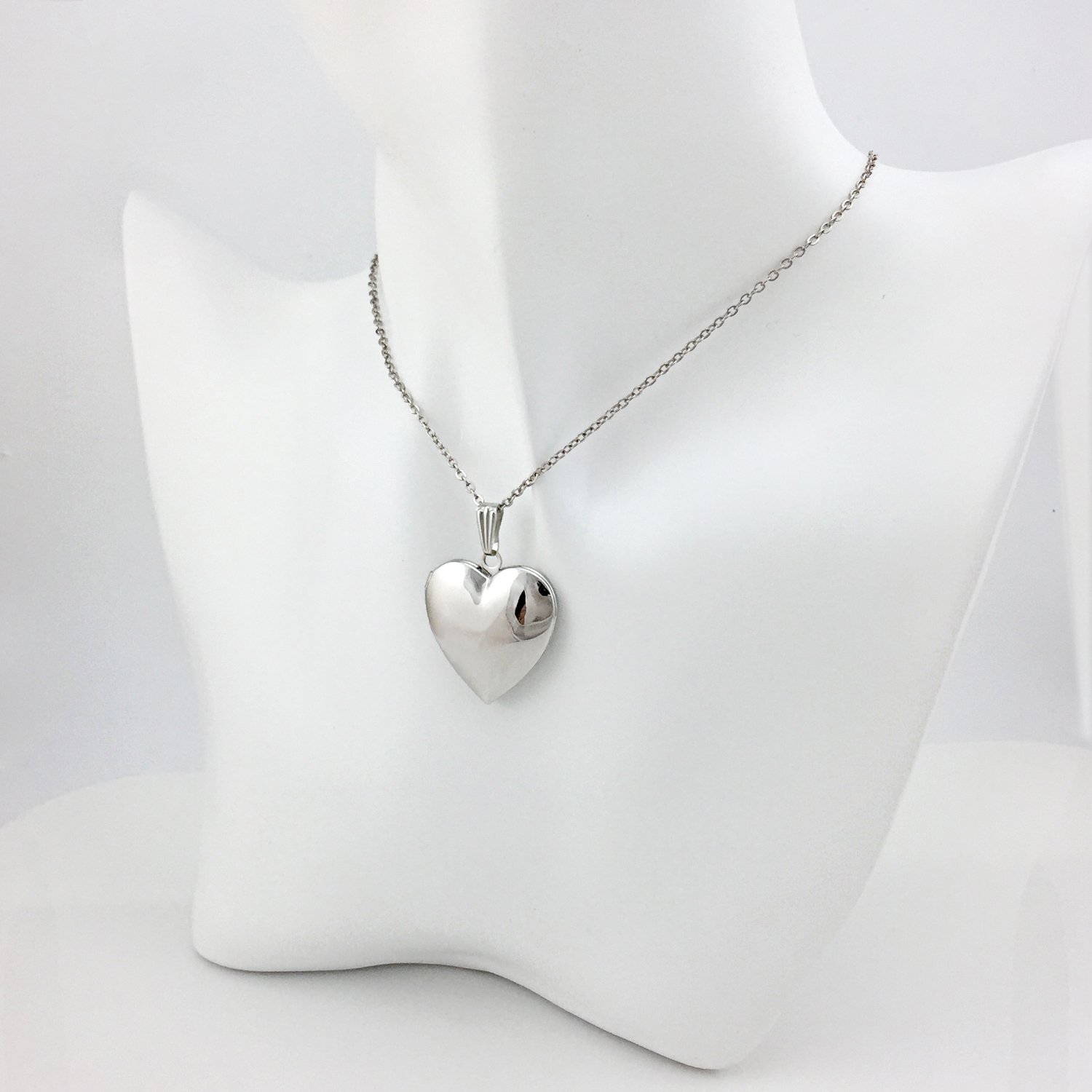 YOUFENG Love Heart Locket Necklace that Holds Pictures Polished Lockets Necklaces Birthday Gifts
