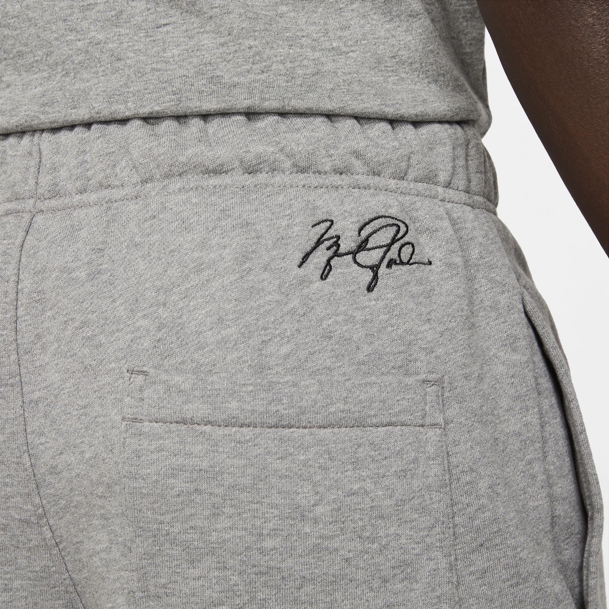 Jordan Men's Carbon Heather Essentials Fleece Shorts - S