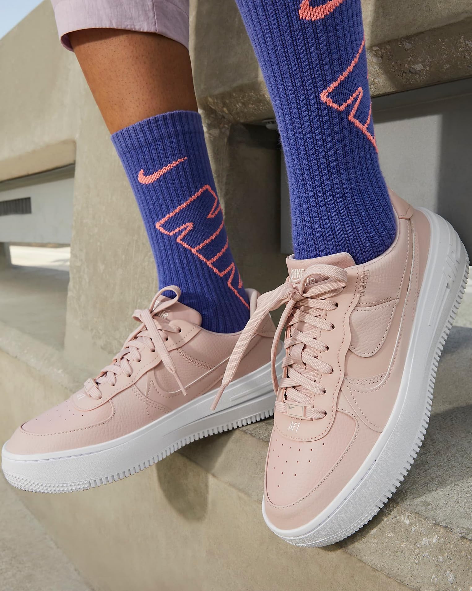 Nike Women's Air Force 1 PLT.AF.ORM Pink Oxford/Light Soft Pink (DJ9946 602) - 7.5