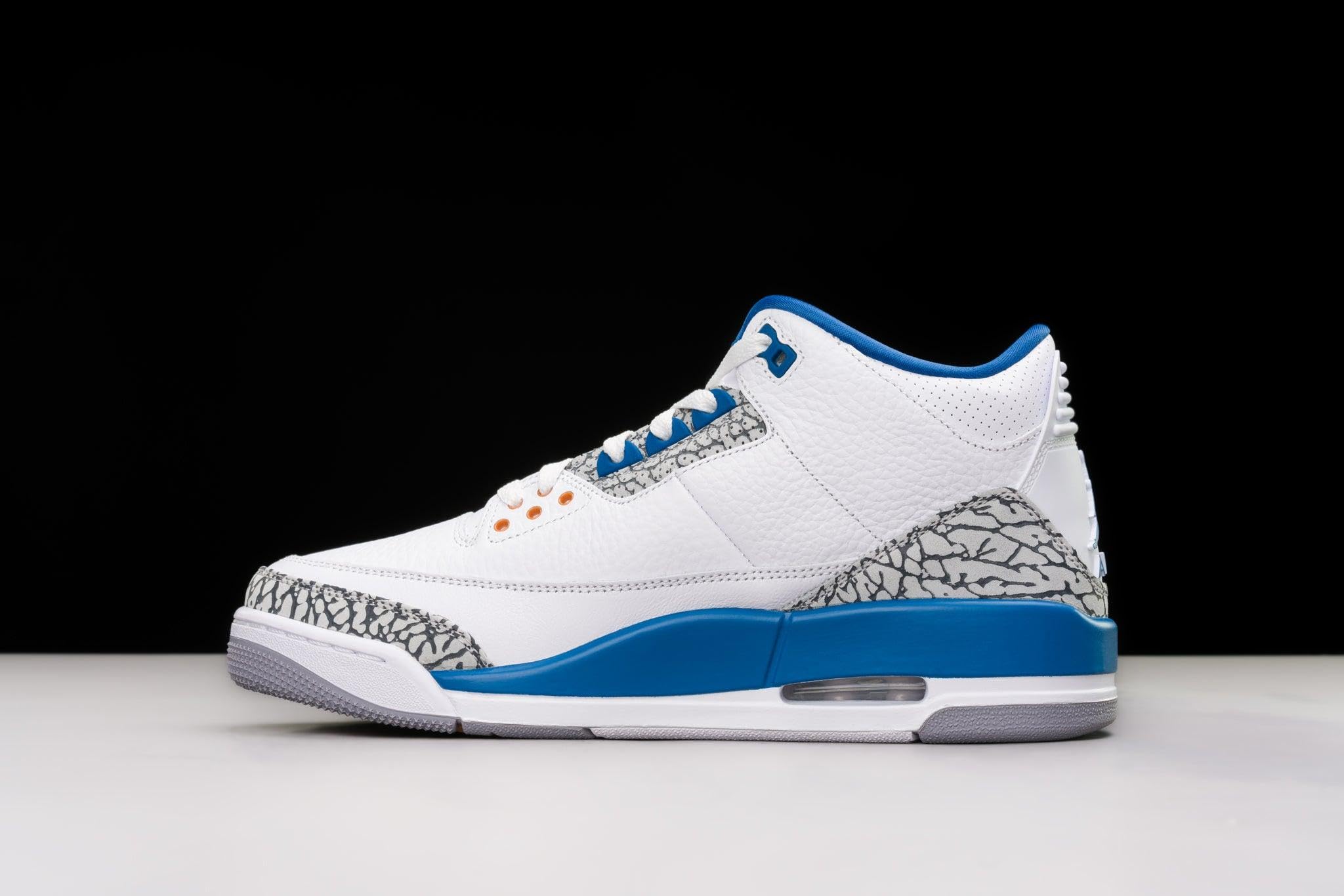 Air Jordan 3 Retro Men's Shoes Size - 9