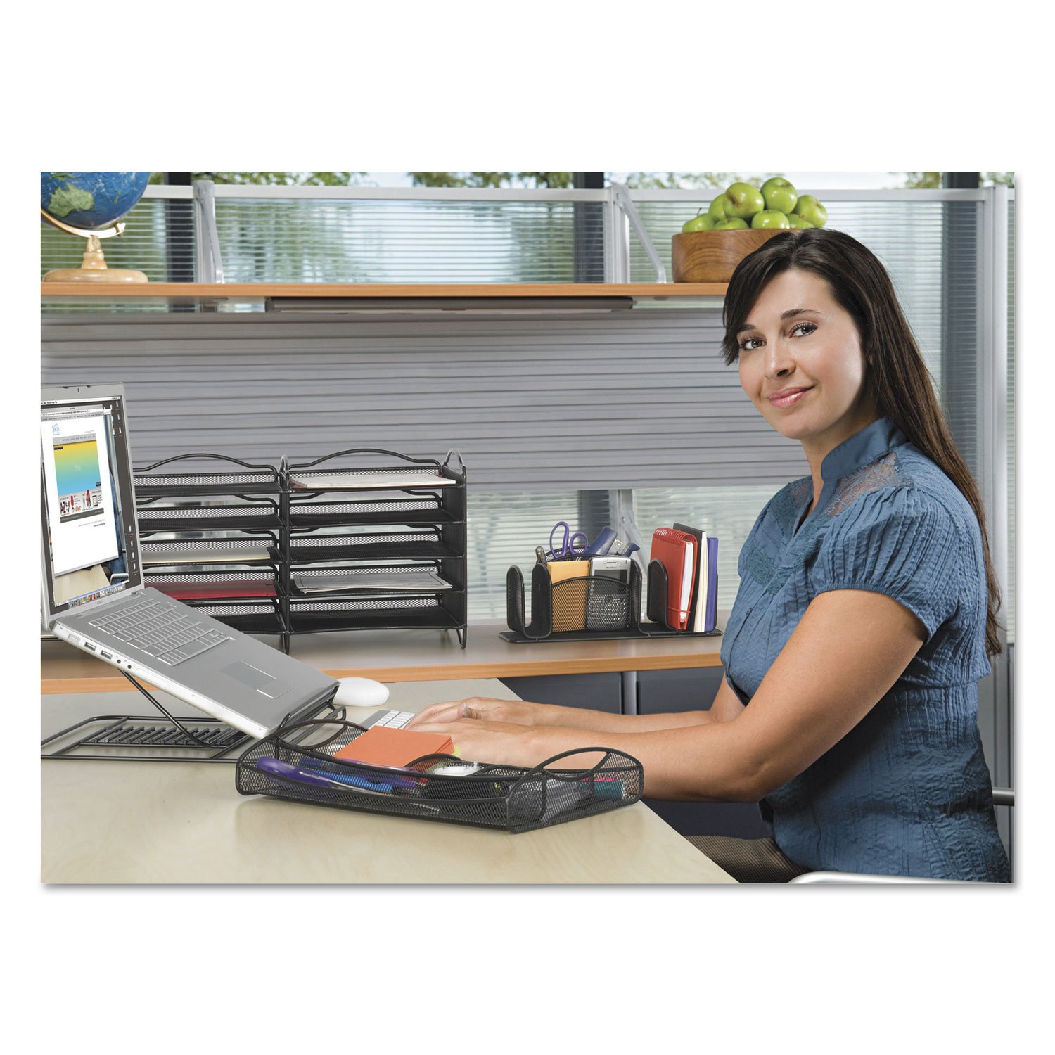 Safco Products 2161BL Onyx Mesh Laptop Stand (Qty. 1), Black