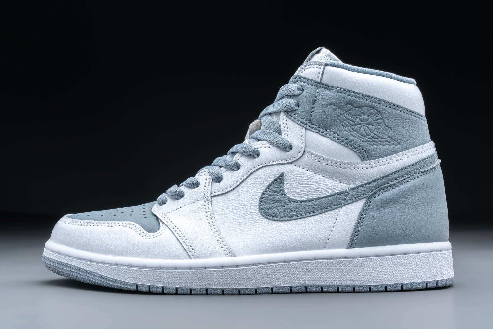 Nike Jordan Mens Air Jordan 1 High OG 555088 037 Stealth - Size 8.5, Stealth/White