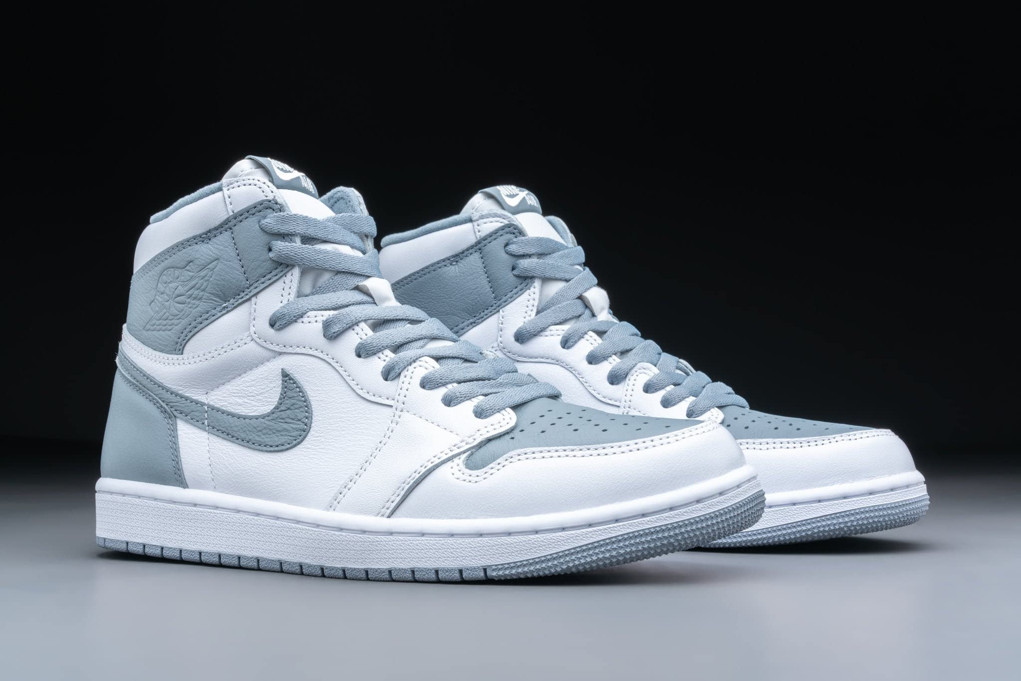 Nike Jordan Mens Air Jordan 1 High OG 555088 037 Stealth - Size 8.5, Stealth/White