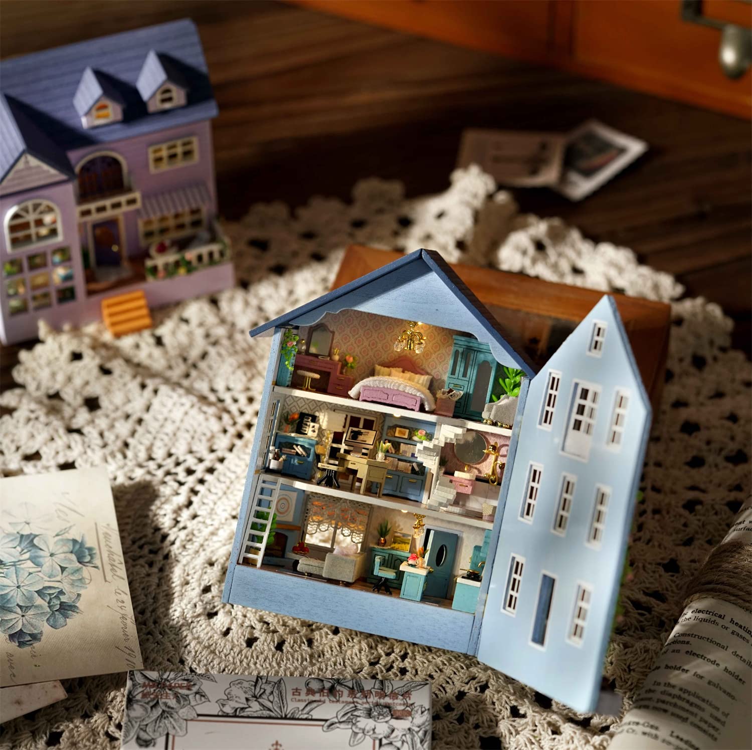 Flever Dollhouse Miniature DIY House Kit Creative Room with Furniture for Romantic Valentine's Gift (Molan House)