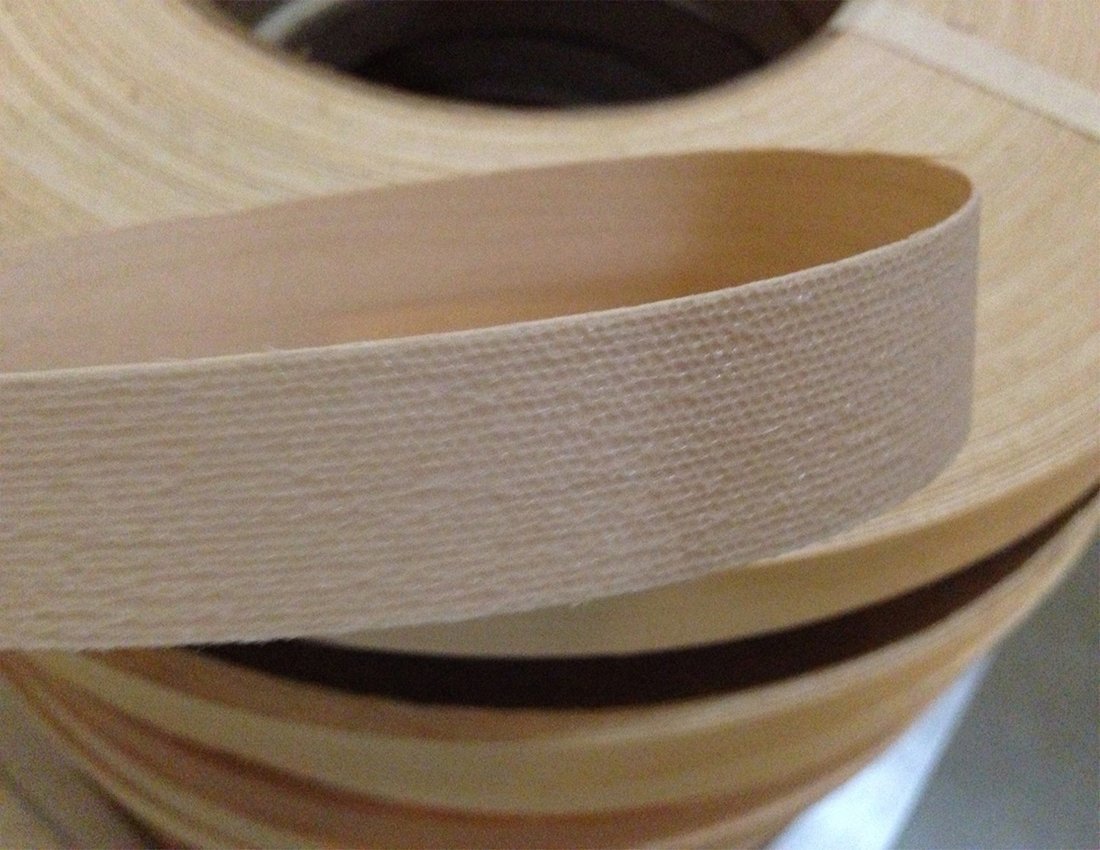 Edge Supply White Oak 3/4 inch X 25 ft Wood Veneer Edgebanding Preglued Roll - Flexible Wood Tape, Easy Application Iron On with Hot Melt Adhesive. Smooth Sanded Finish. Made in USA