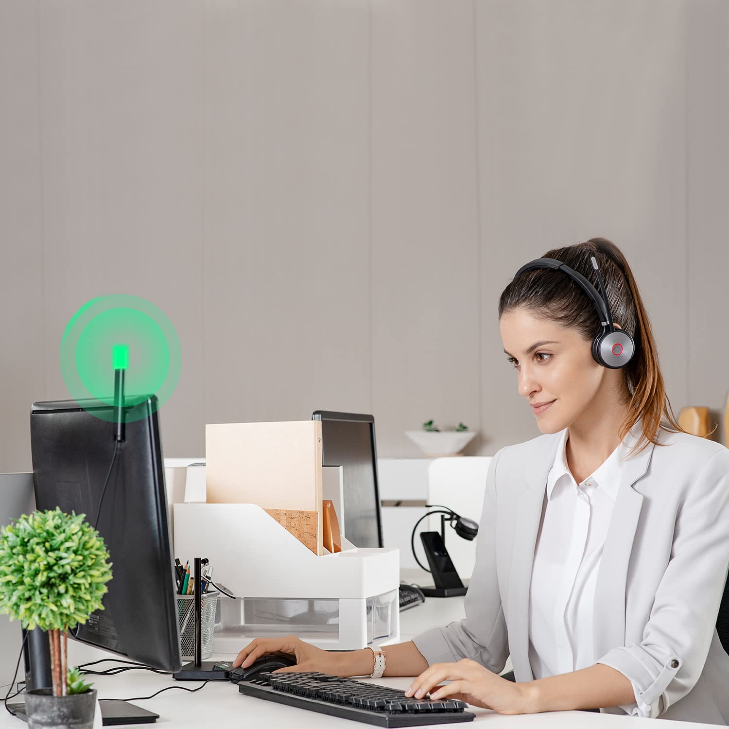 Yealink BLT60 Busylight for Yealink Wireless Headset WH62 WH63 WH66 WH67