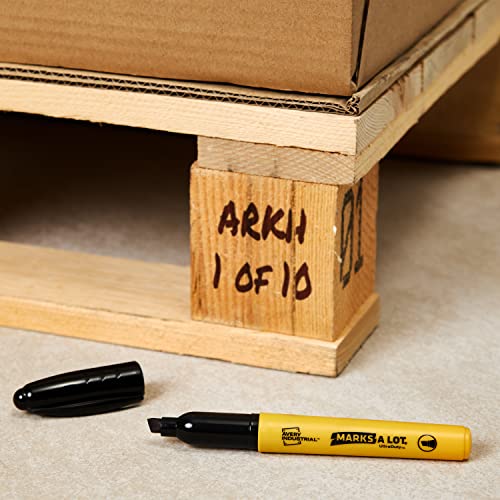 AVERY Marks A Lot UltraDuty Permanent Markers, Chisel Tip, Water Resistant, 1 Black Industrial Marker (29845)