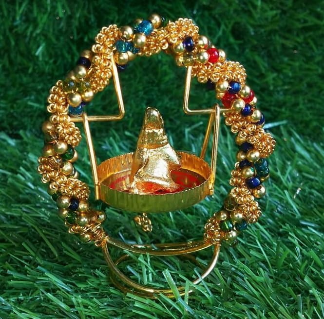 Bricker Metal Decorative Small Jhula with Mini Laddu Gopal Showpiece for Temple, Home-Office Decor & Car Dashboard (Small_3 inch)