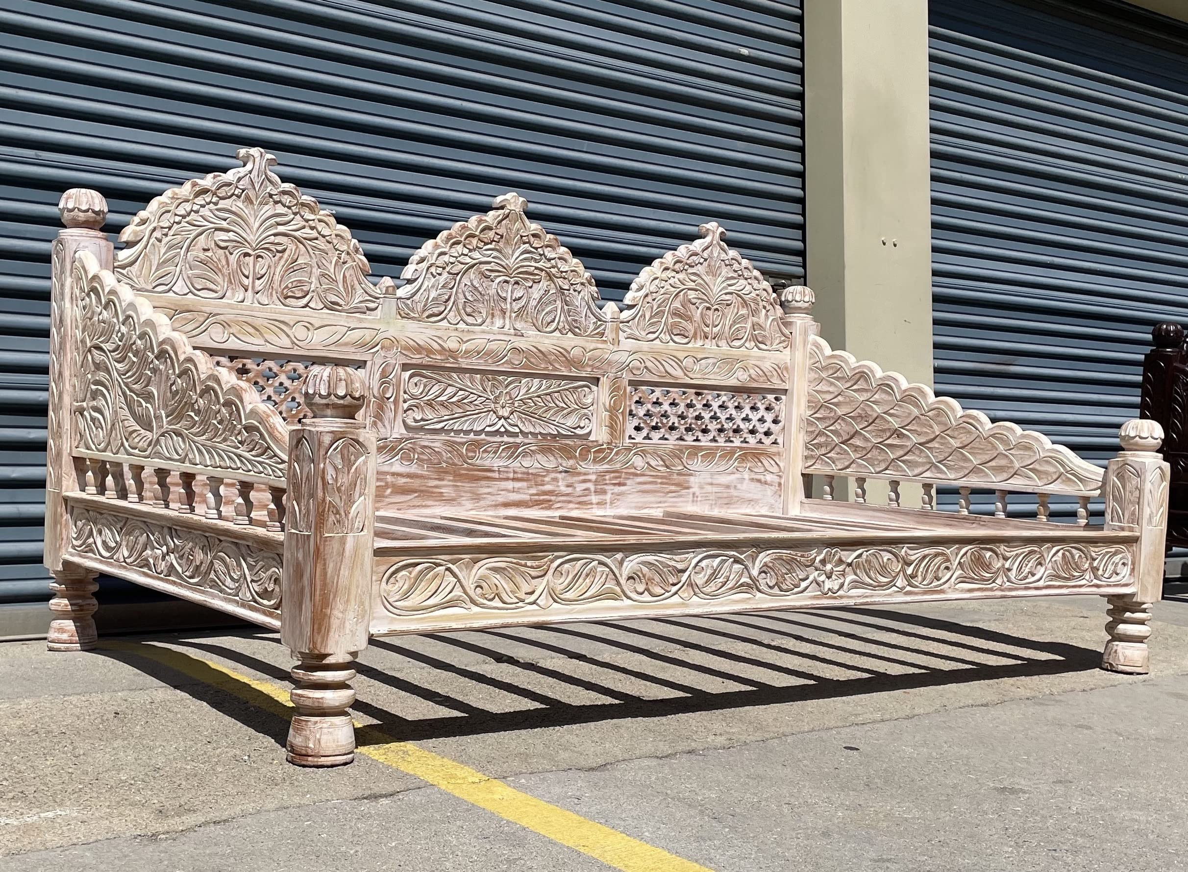 Worldcraft Industries Wooden Carved Jhula Arch Day Bed, Cream Percentage Finish. Hand Crafted from Solid Indian Mahogany Wood (Day Bed Sofa: 44Dx83Wx40H)