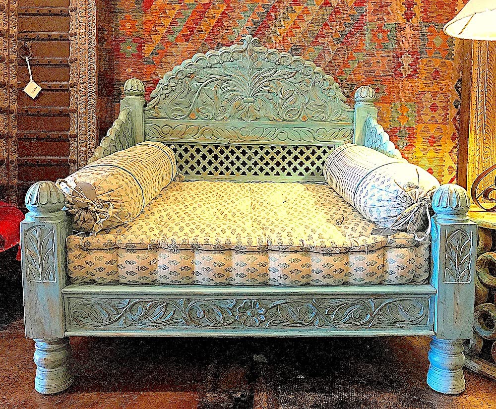 Carved Jhula Arch Love Seat. Hand Crafted from Solid Mahogany Wood. Designed & Imported by Worldcraft (Blue Percentage Finish, Love Seat: 34Dx33Wx42H)