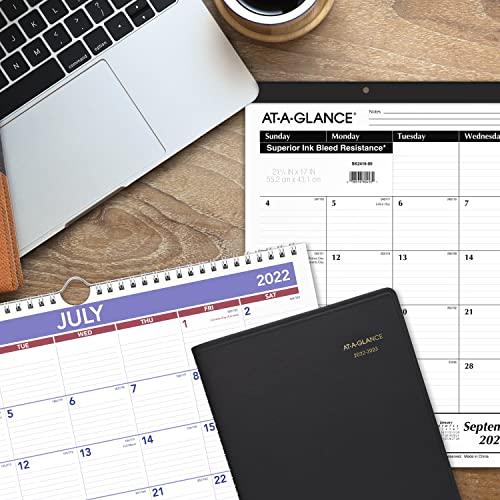 AT-A-GLANCE 2022-2023 Wall Calendar, Monthly Academic, 15-1/2" x 22-3/4", Large, Student (AY328) - July 2022-June 2023