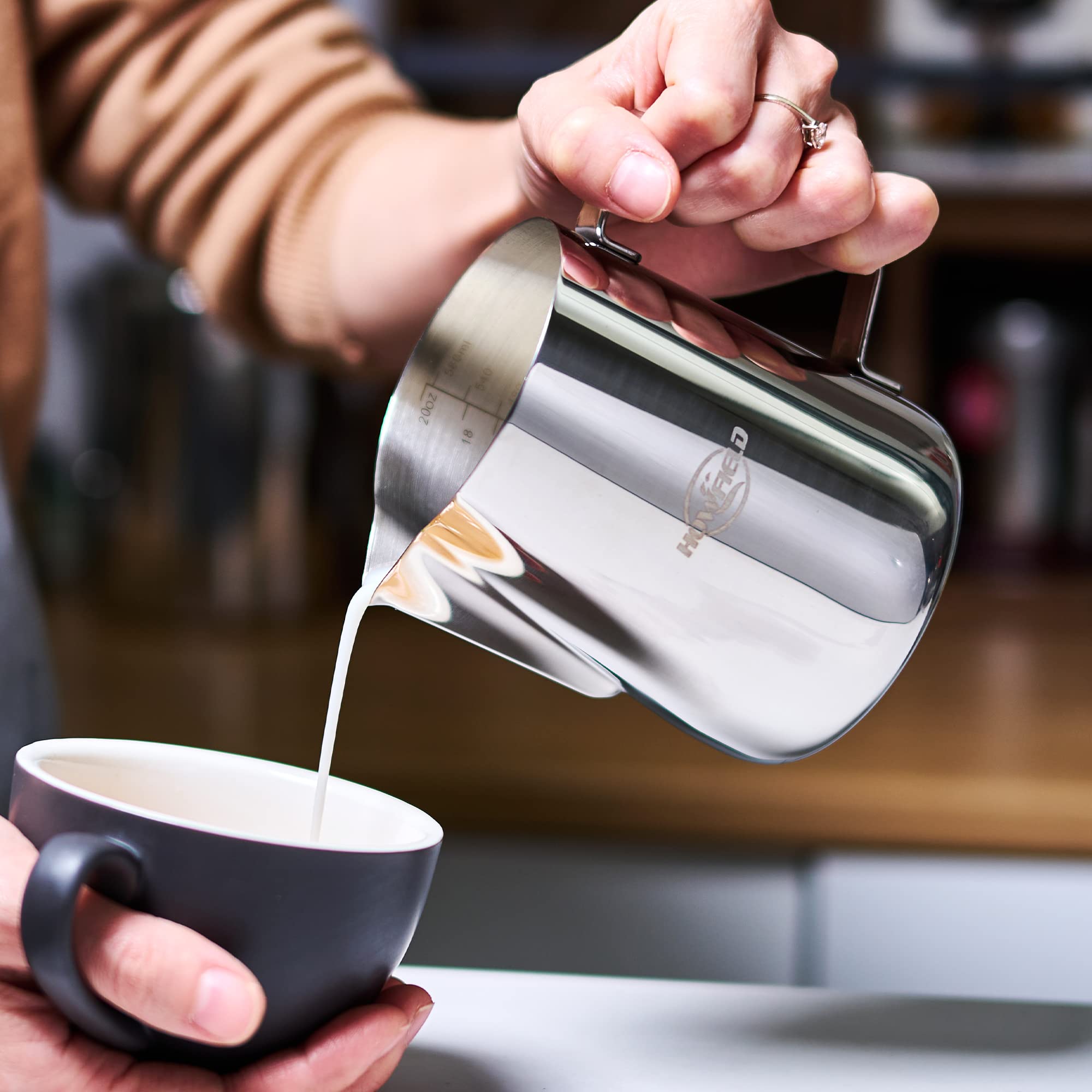 Stainless Steel Milk Frothing Pitcher - Milk Frothing Jug for Cappuccino, Barista Milk Frothing Pitcher Parent (none, 20OZ)