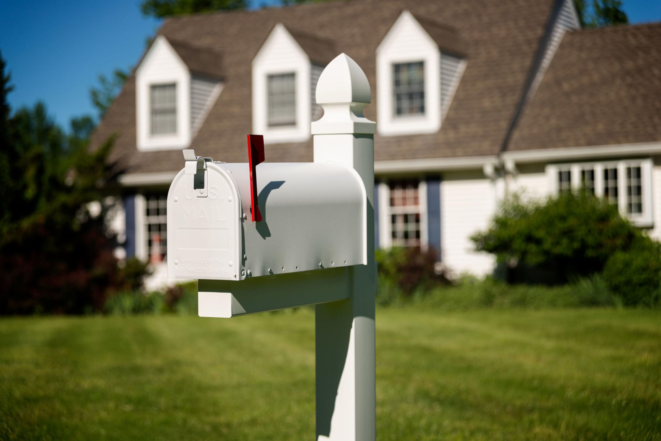 Architectural Mailboxes Admiral Aluminum Post Mount Mailbox, Compatibility Code A, ADM11WAM, Textured White, Medium Capacity