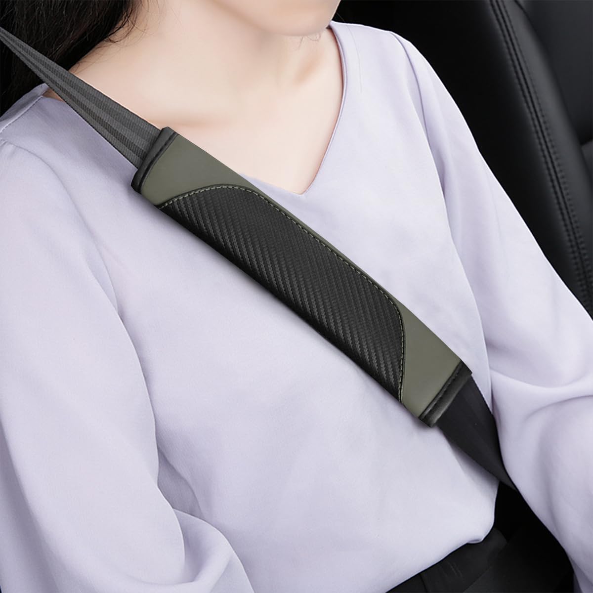 AUCELI 2PCS Car Seat Belt Cover, Carbon Fiber Safety Seatbelt Shoulder Strap Covers, Breathable Leather Soft Harness Pad Protect Your Neck and Shoulder Compatible with Cars