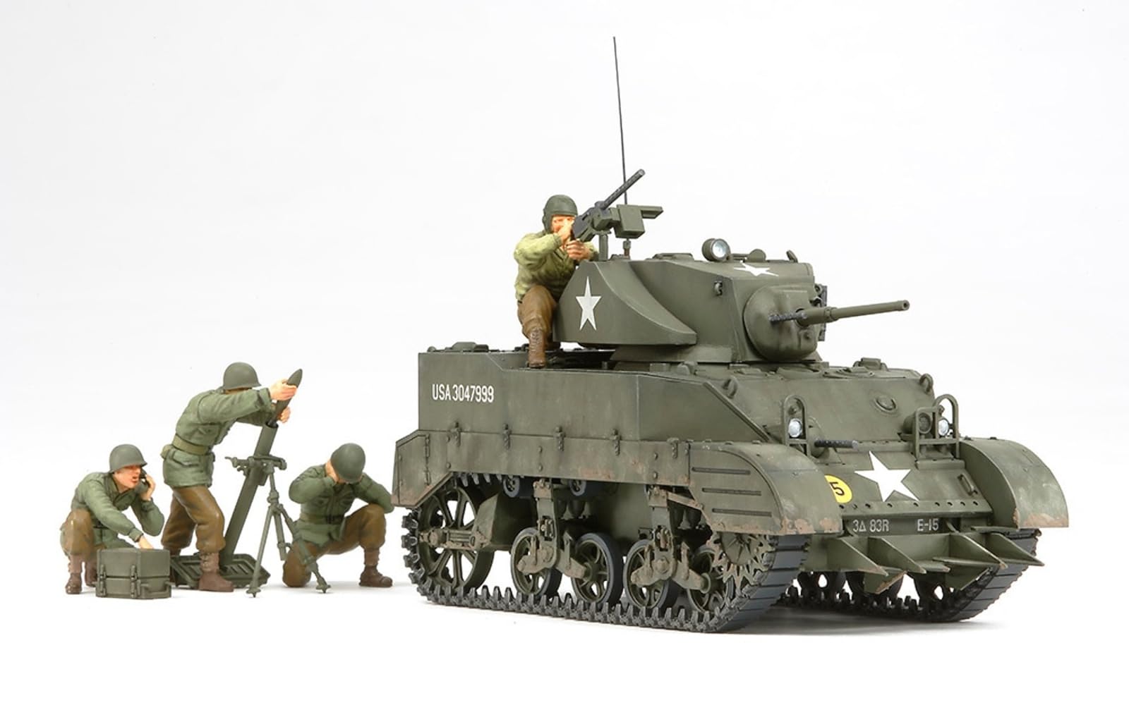 TAMIYA 35313 1/35 US Light Tank M5A1 Plastic Model Kit