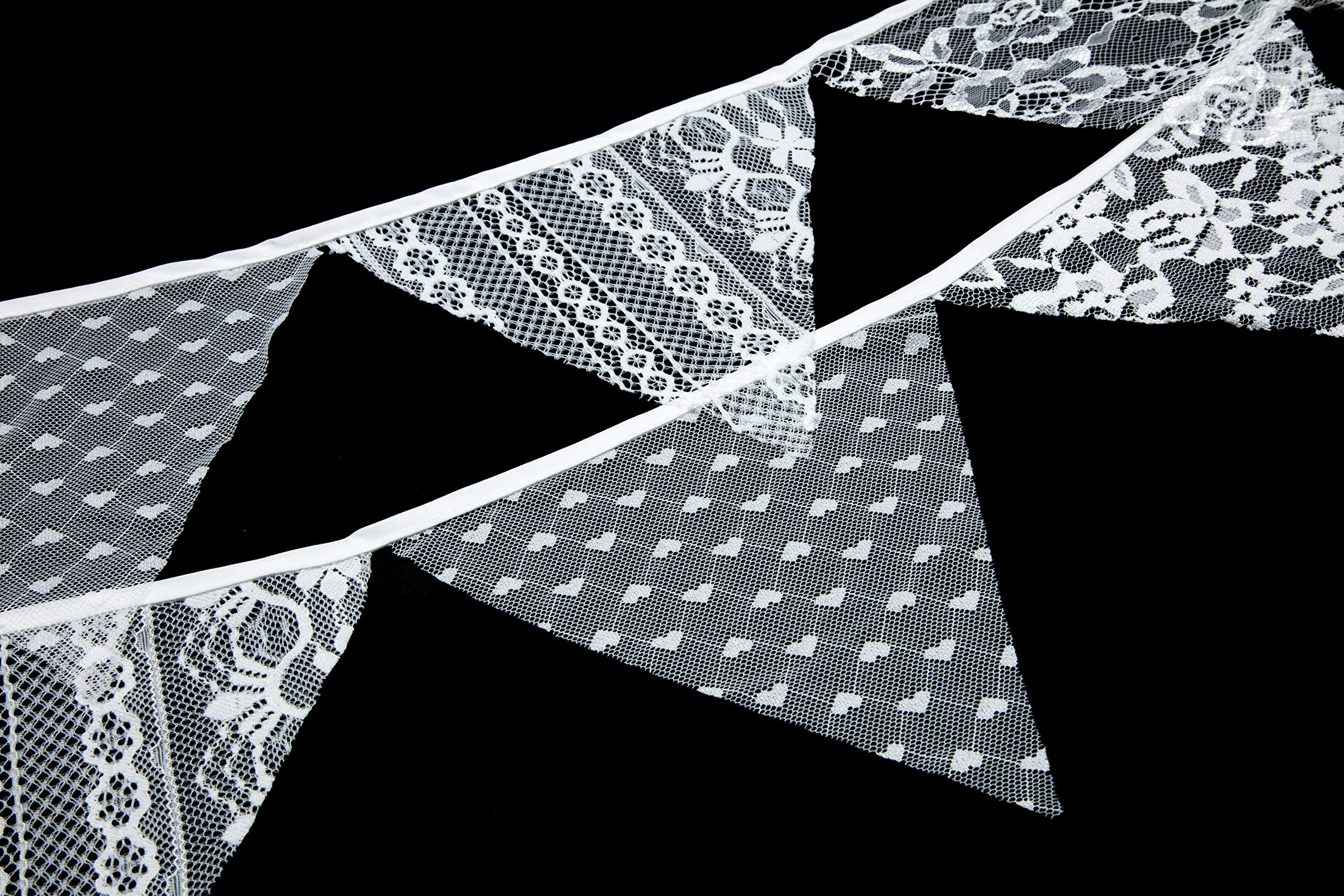 LOVENJOY White Floral Lace Pennant Banner - 10.8 Feet
