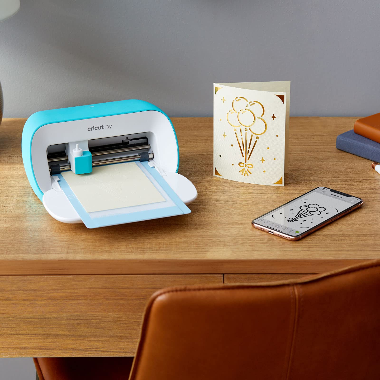 Cricut Joy Card Mat, 4.5" x 6.25", Crafting Mat for All Cricut Joy Cards, Reusable Card Mat with Clear Protective Film, Customize Cards Quickly, Compatible with Cricut Joy Cutting Machine