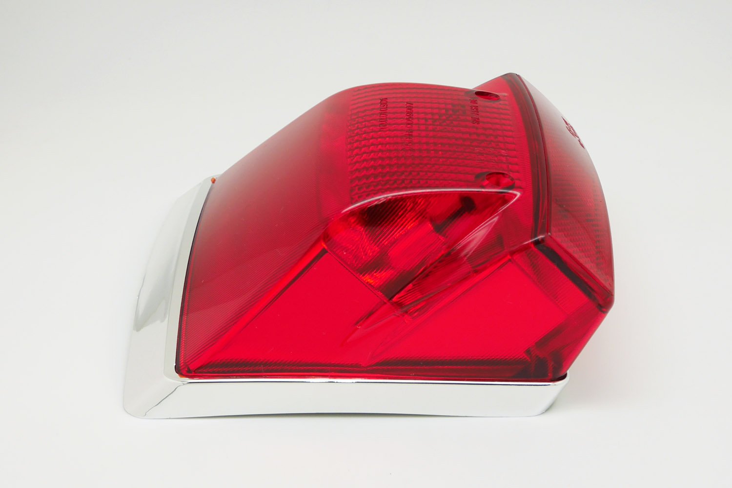 OEM Vespa Rear Tail Light Compatible with Vespa PX 80-200 583081, 58269R (bulbs incl. Red)
