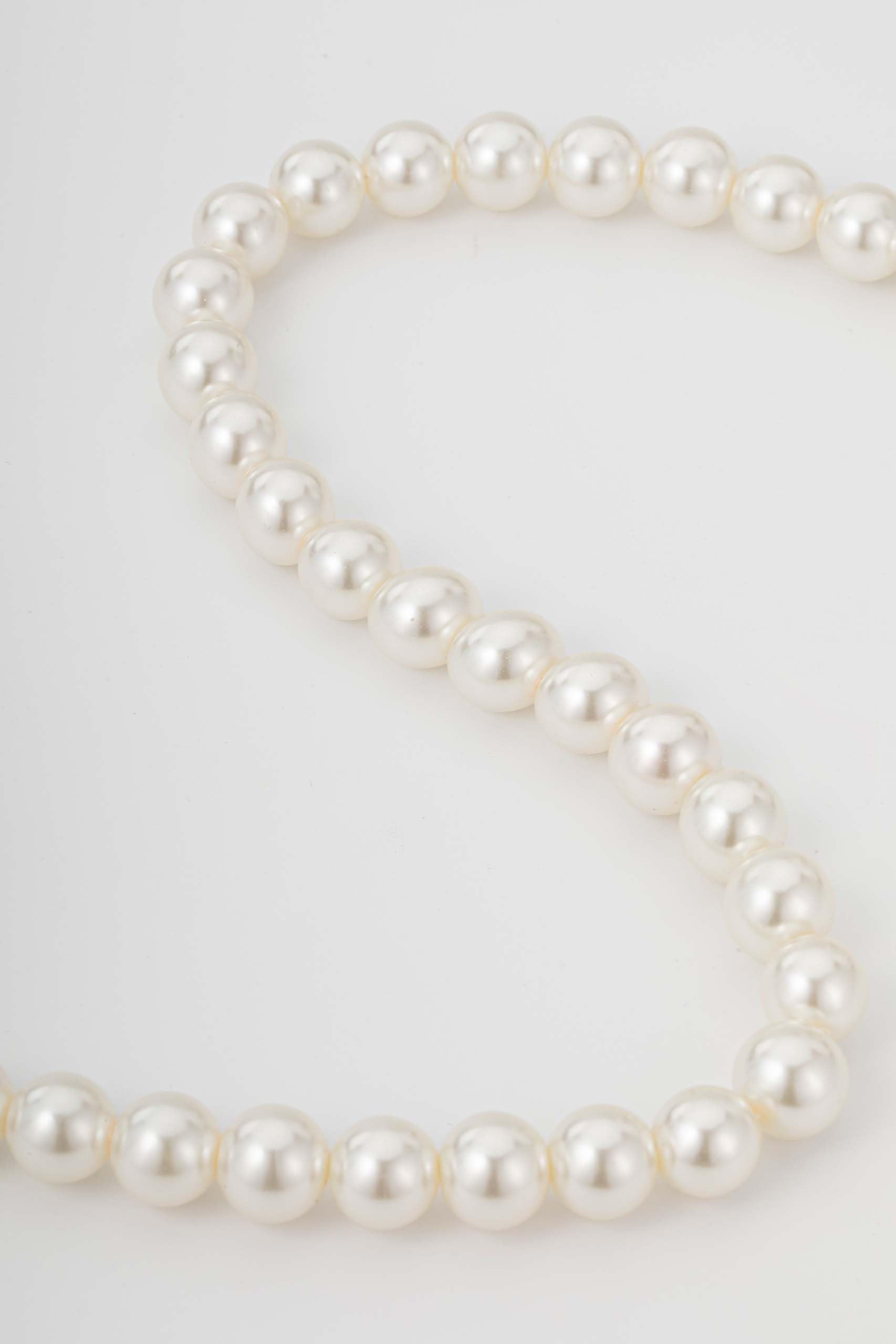 BABEYOND Round Imitation Pearl Necklace Wedding Pearl Necklace for Brides