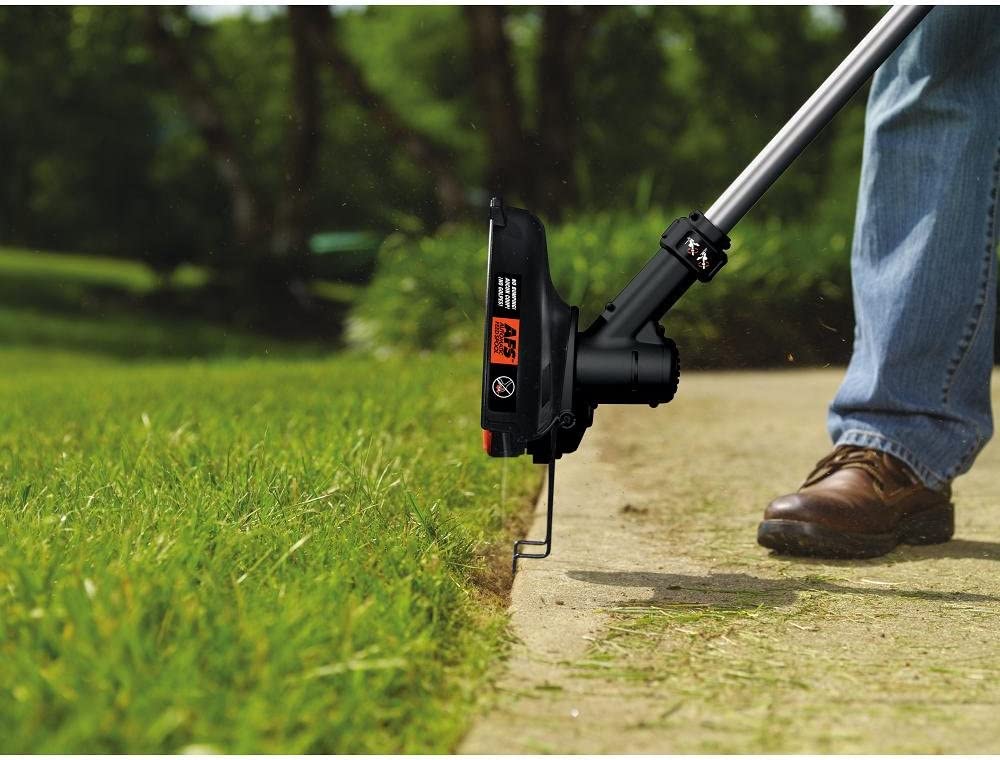 BLACK+DECKER 40V MAX String Trimmer, 13-Inch, Tool Only (LST136B)